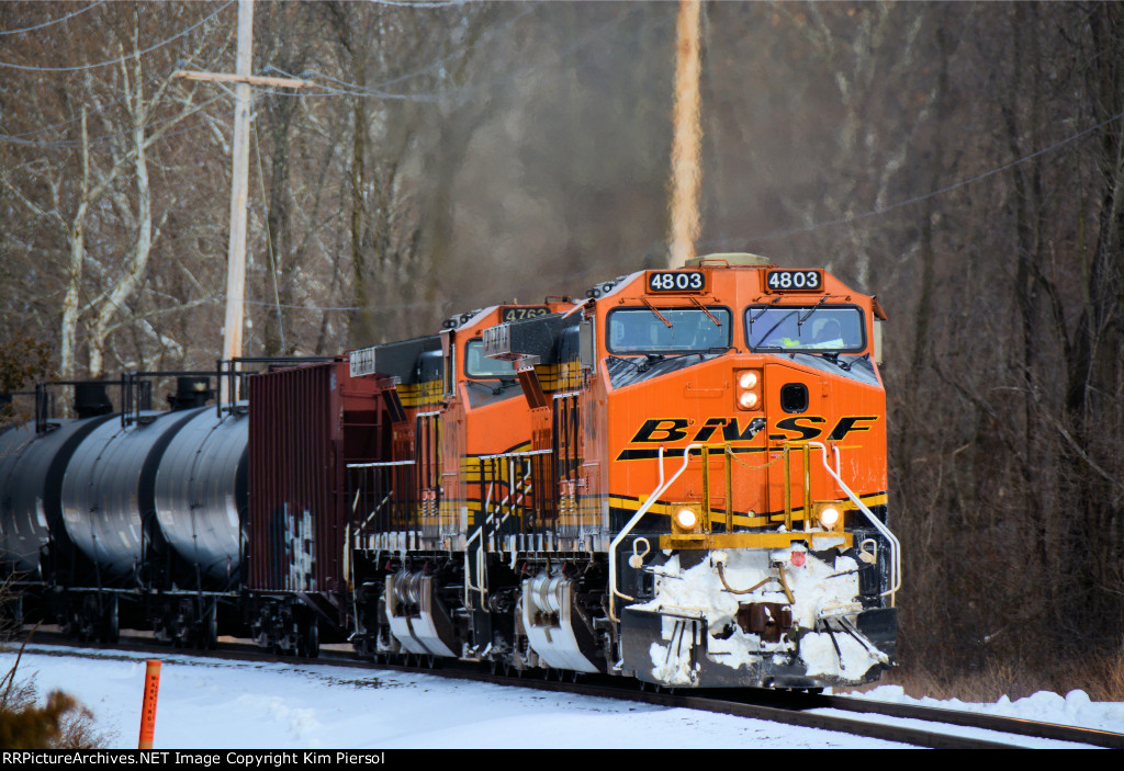 BNSF 4803 4763 CSX Train K040 Crude Oil Loads